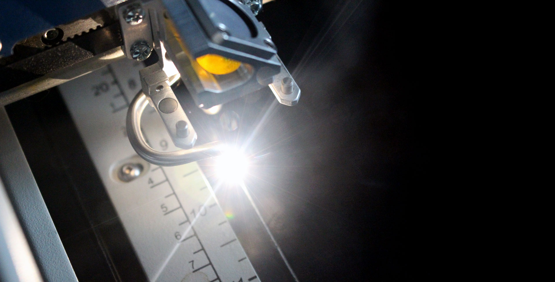 LE LASER - Fx Design Impression